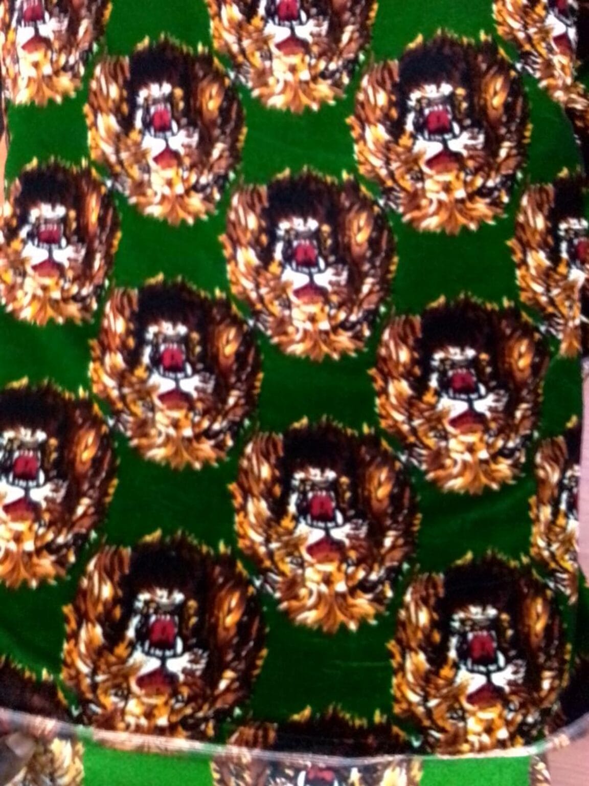 Green Isi Agu Fabric per yard (ads086) - Wes Fabrics